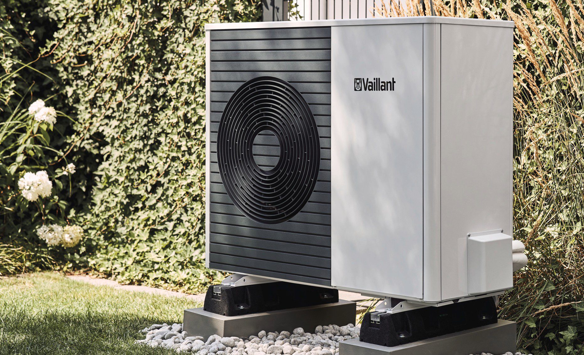 Guide To Air Source Heat Pumps | Skills Training Group